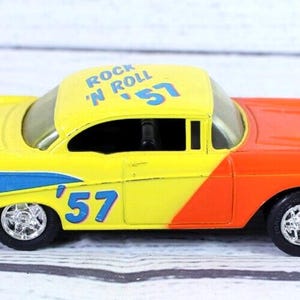 Tootsie Toy Diecast Cars 1957 Chevy 1:43 & Road Champs Chevy Nomad ...