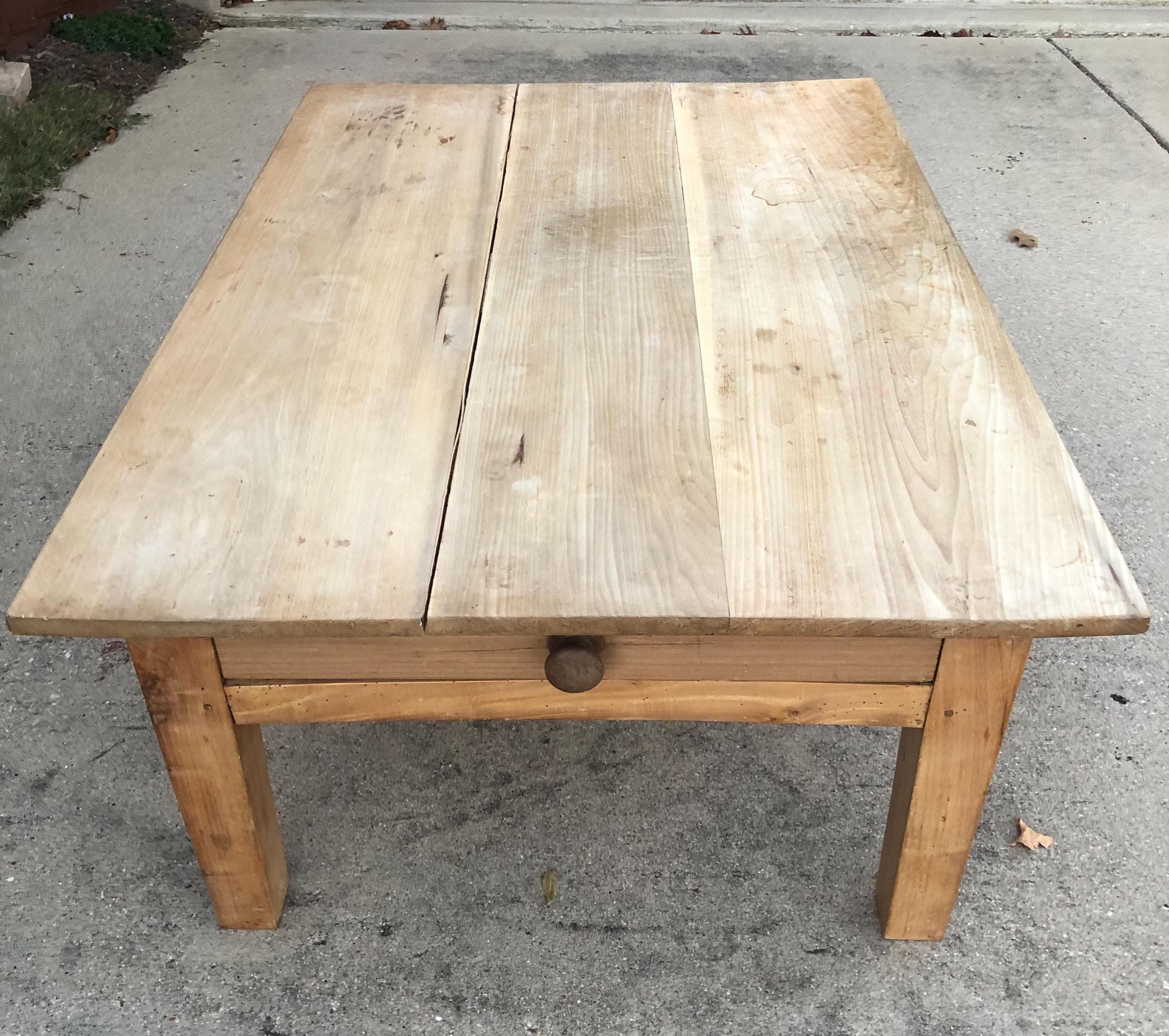 Second hand pine coffee table store