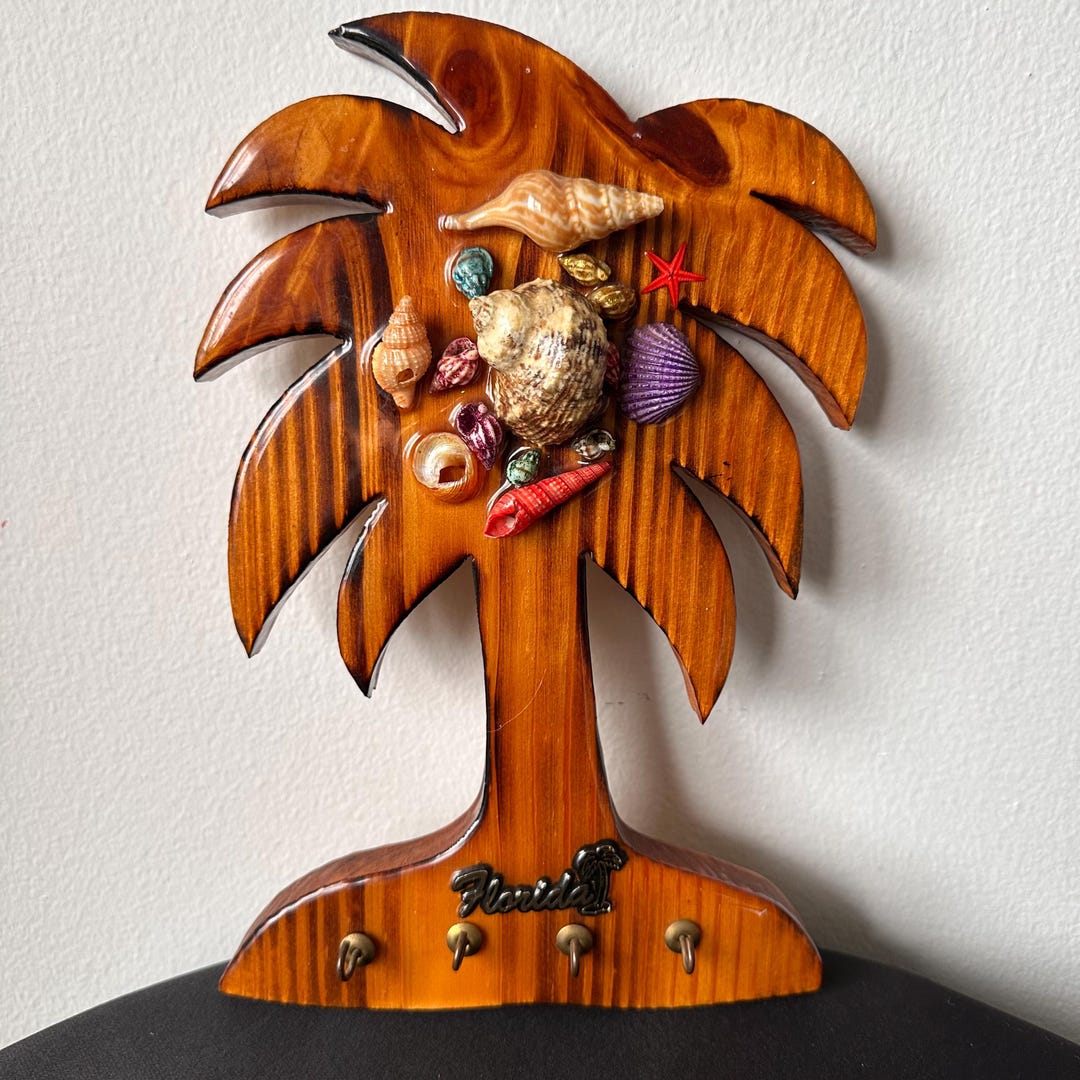 Vintage Florida Lacquer Wood Palm Tree Key Holder With Seashell Decor ...