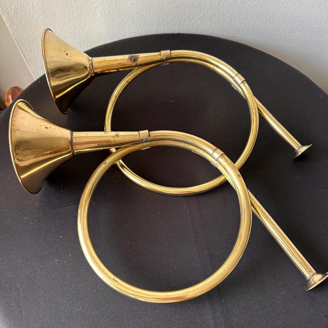 Vintage Solid Brass Hunting Horns Set of 2 Decorative Bugle Style Horns ...