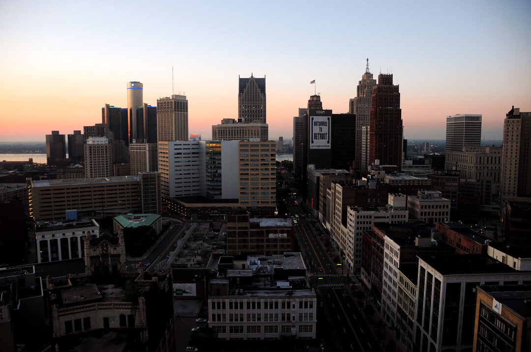 Downtown Detroit Skyline View Color - Etsy
