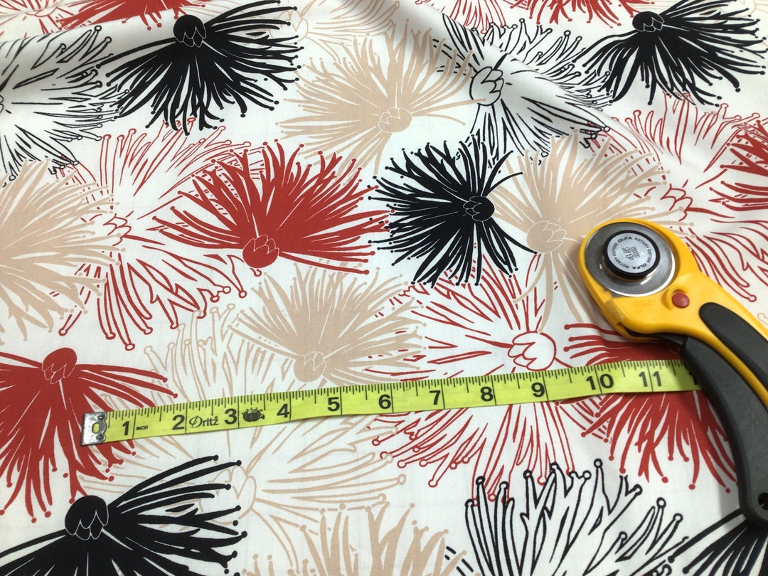 Lehua Blossom Hawaiian Print in Creme Background (yardage Available) - Etsy
