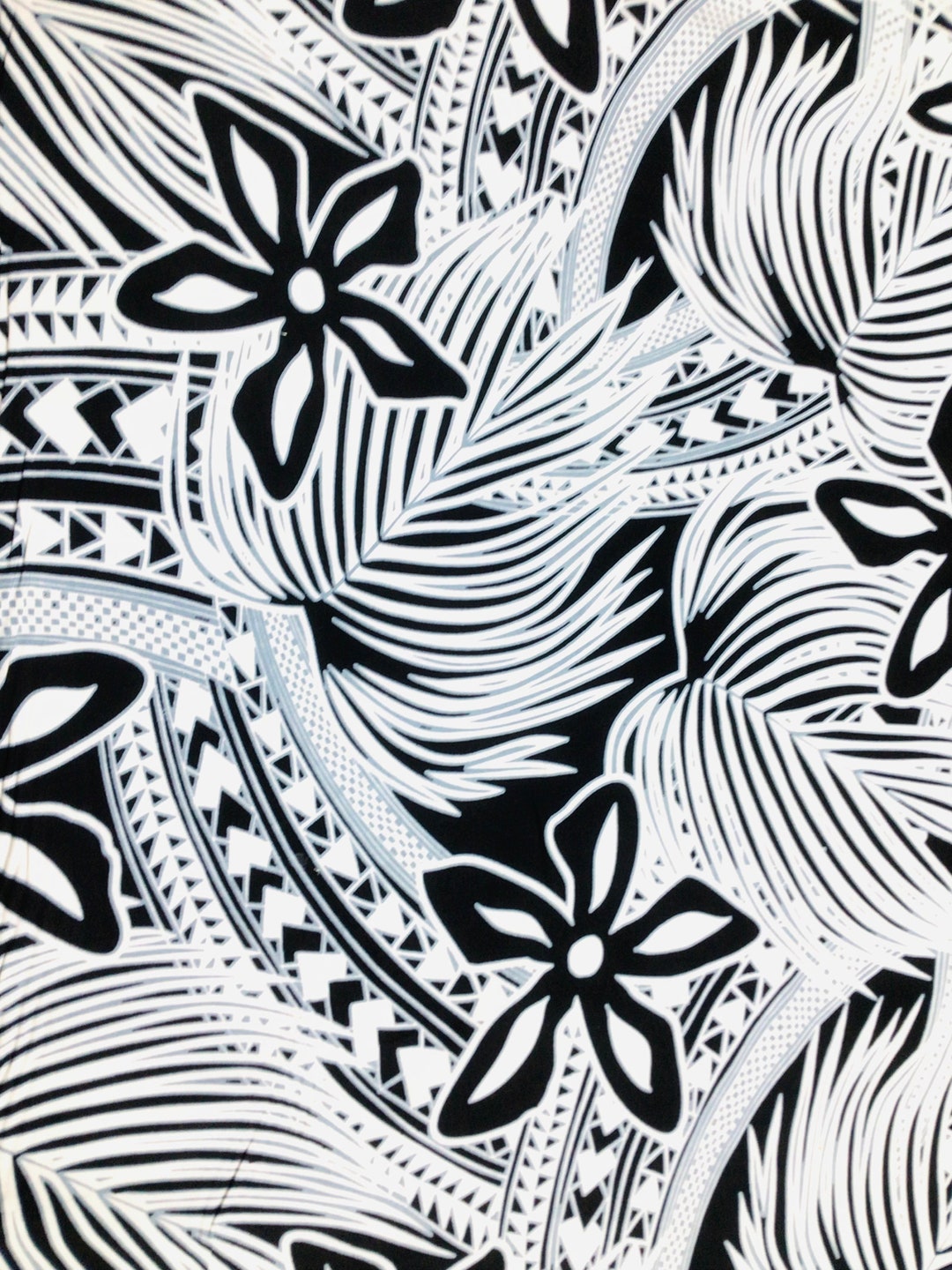 Retro Tribal Hawaiian Print Fabric in Grayish Blue Background 100% ...