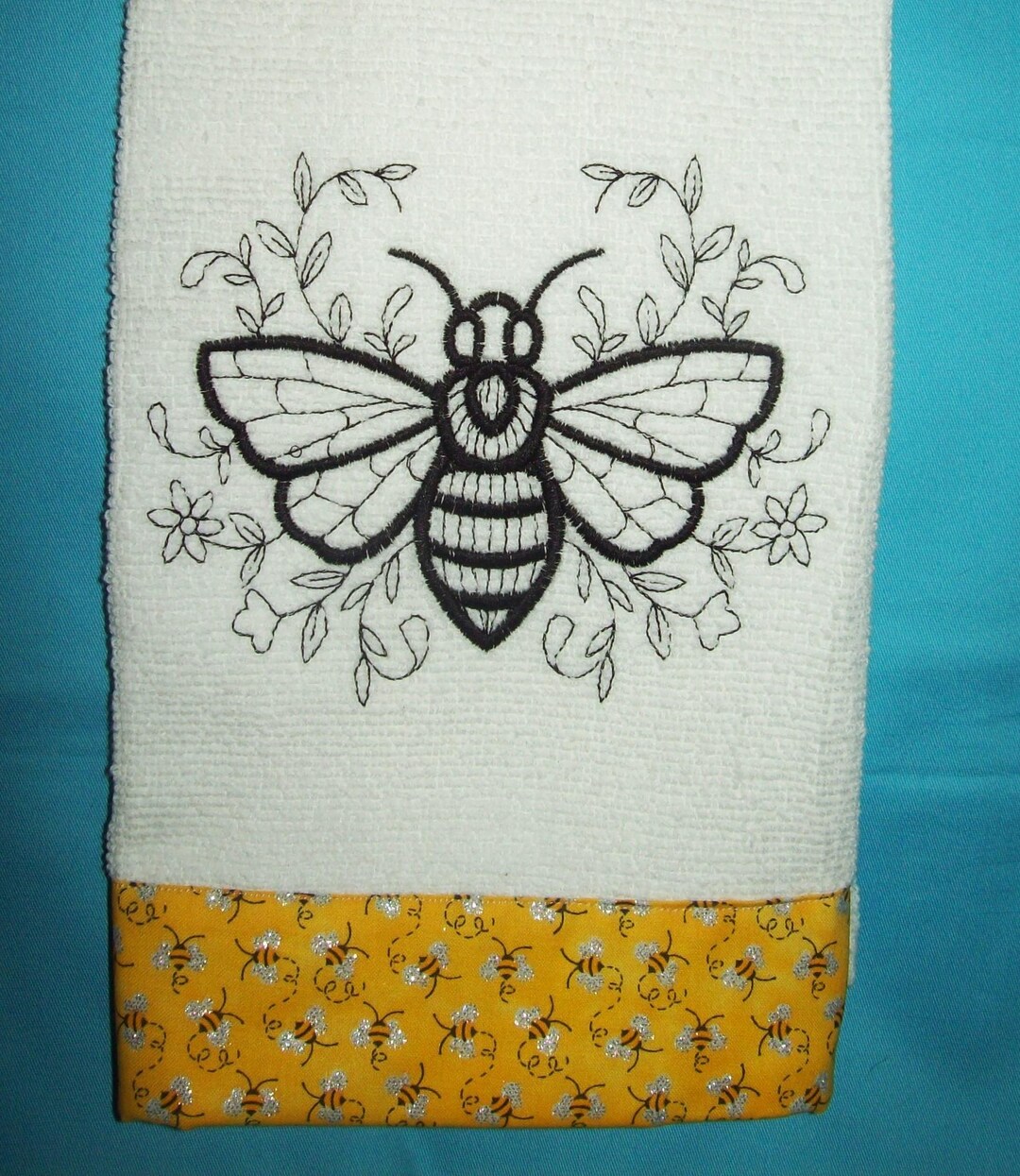 Embroidered Bee Hand Towel: Farmhouse Kitchen Decor - Etsy