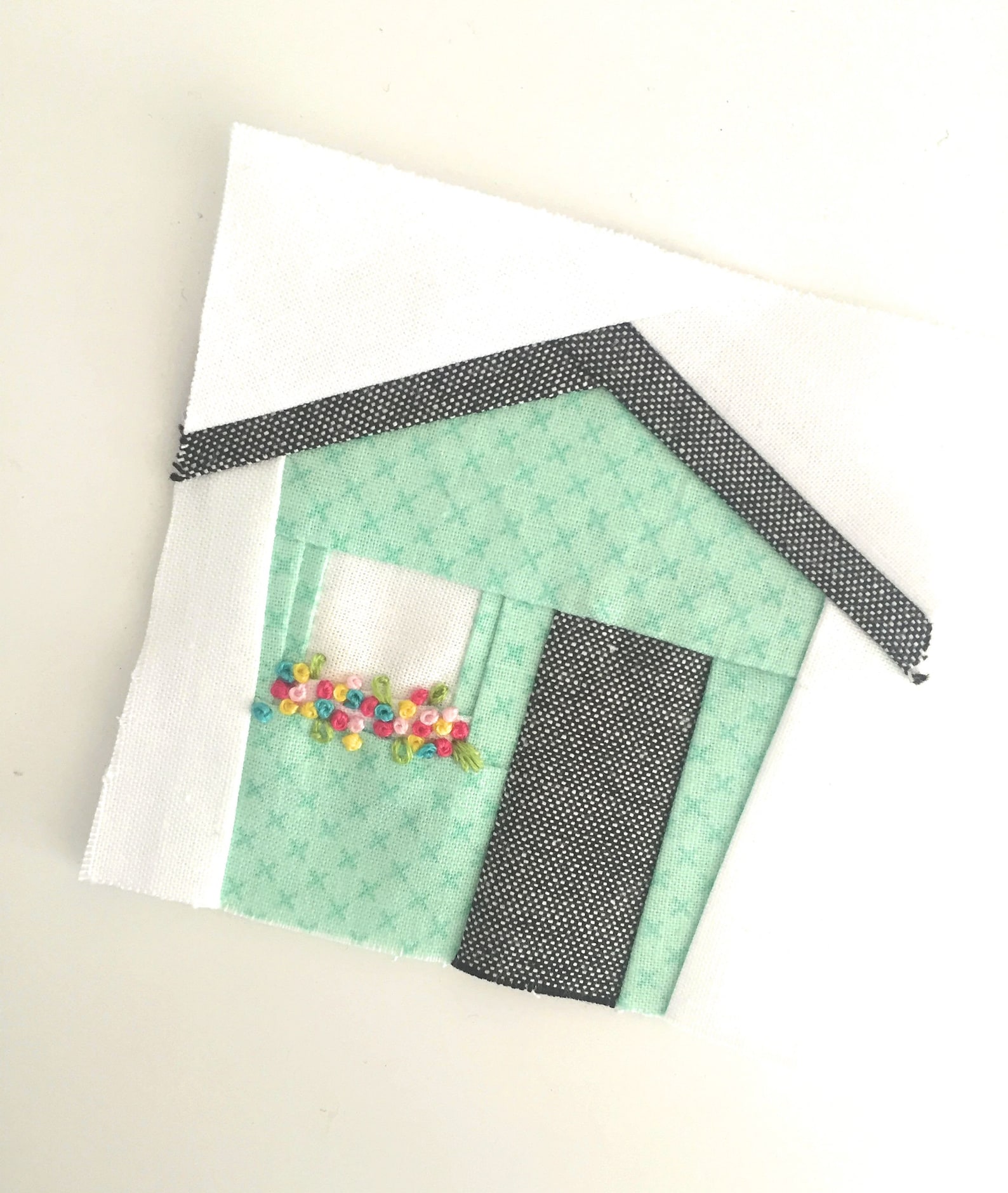 Tiny House Foundation Paper Piecing FPP Pattern || Easy and Modern ...