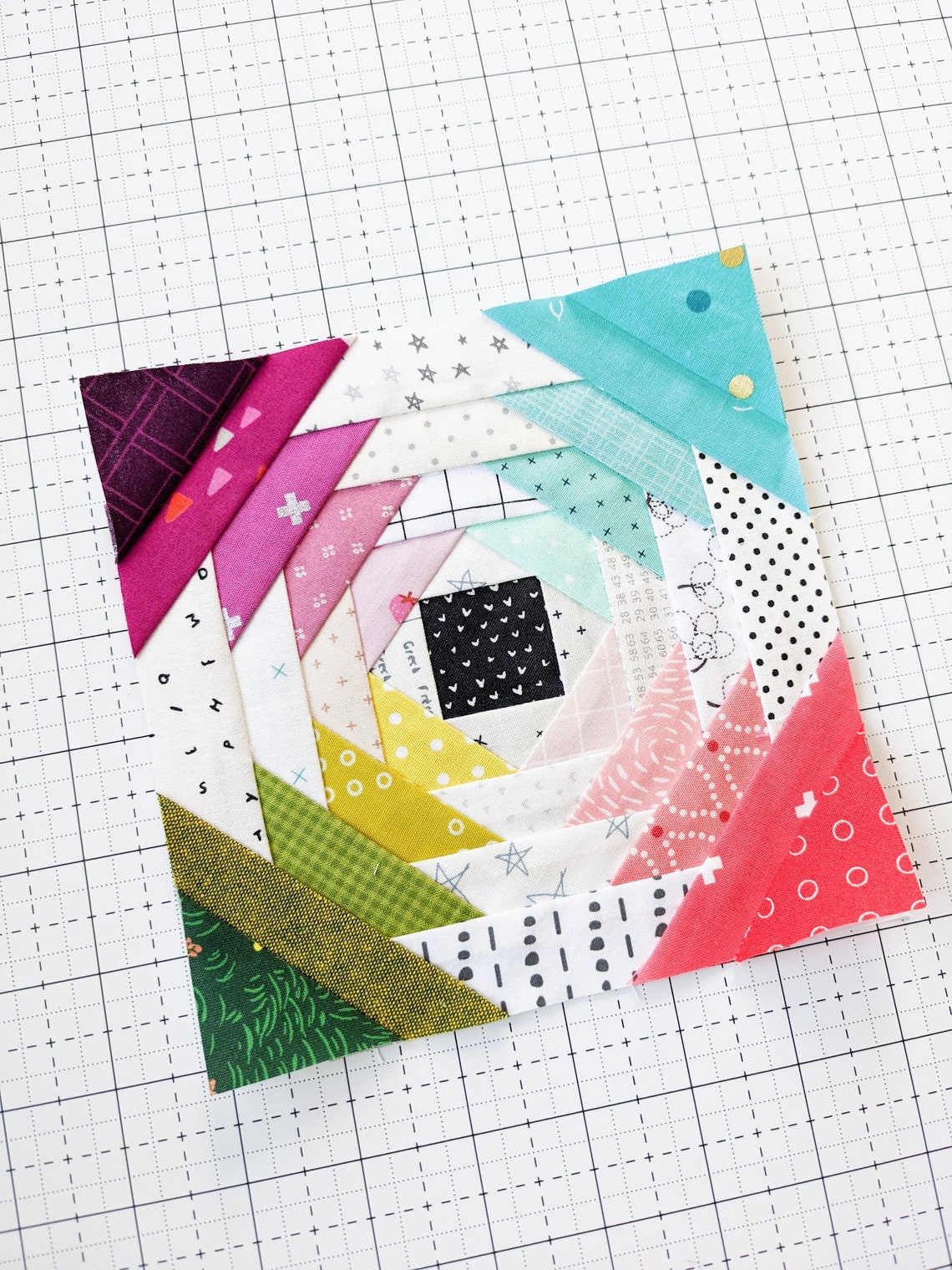 Tiny Pineapple Foundation Paper Piecing Quilt Block Pattern || Beginner ...