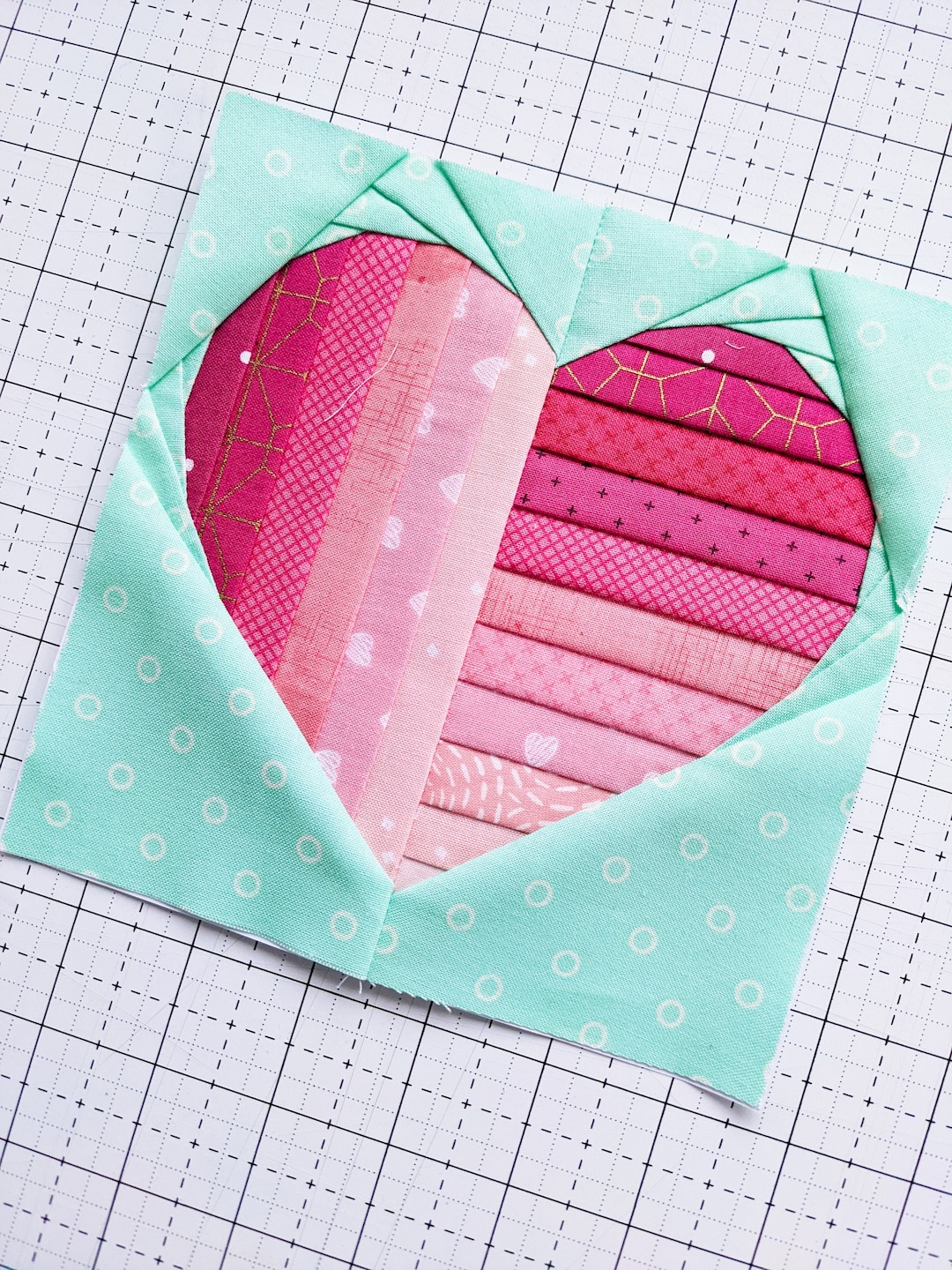 Mod Heart Foundation Paper Piecing FPP Pattern || Striped Heart Quilt ...