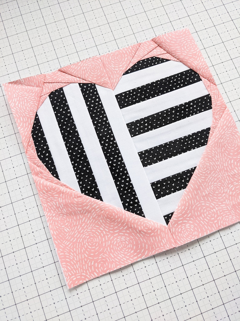 Mod Heart Foundation Paper Piecing FPP Pattern || Striped Heart Quilt ...