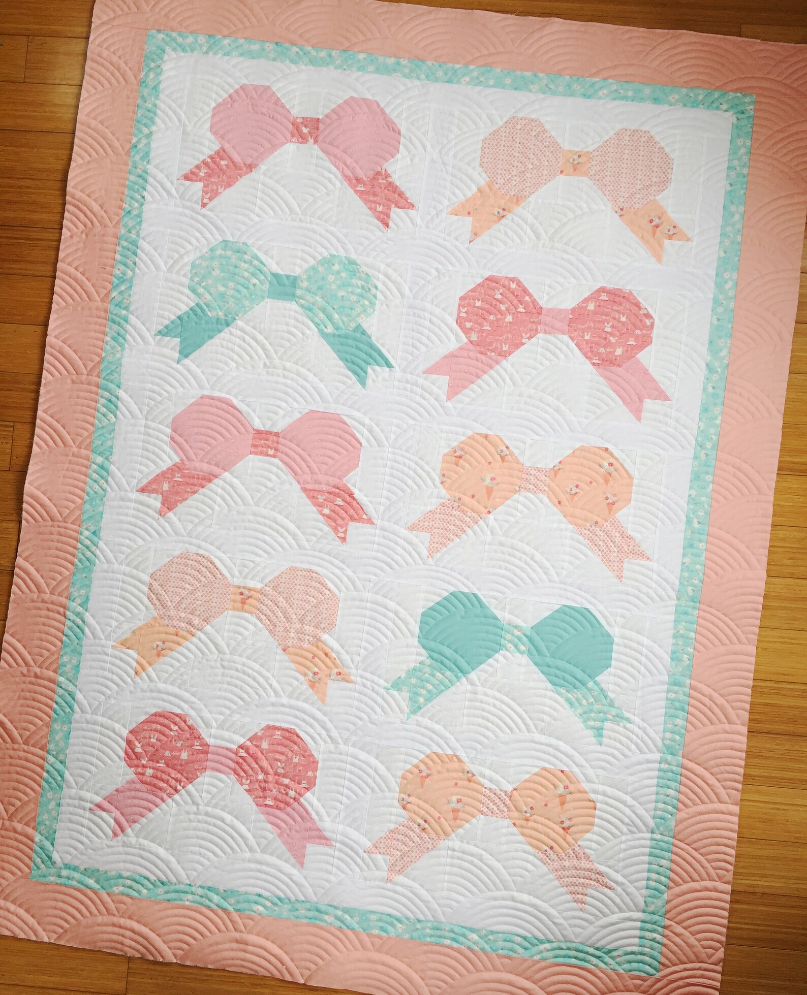 The Bow Quilt Pattern Baby Girl PDF Pattern Baby Quilt - Etsy