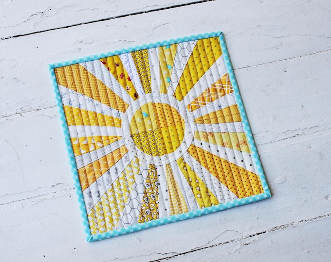 Tiny Strawberry FPP Quilt Block PDF Pattern - Etsy