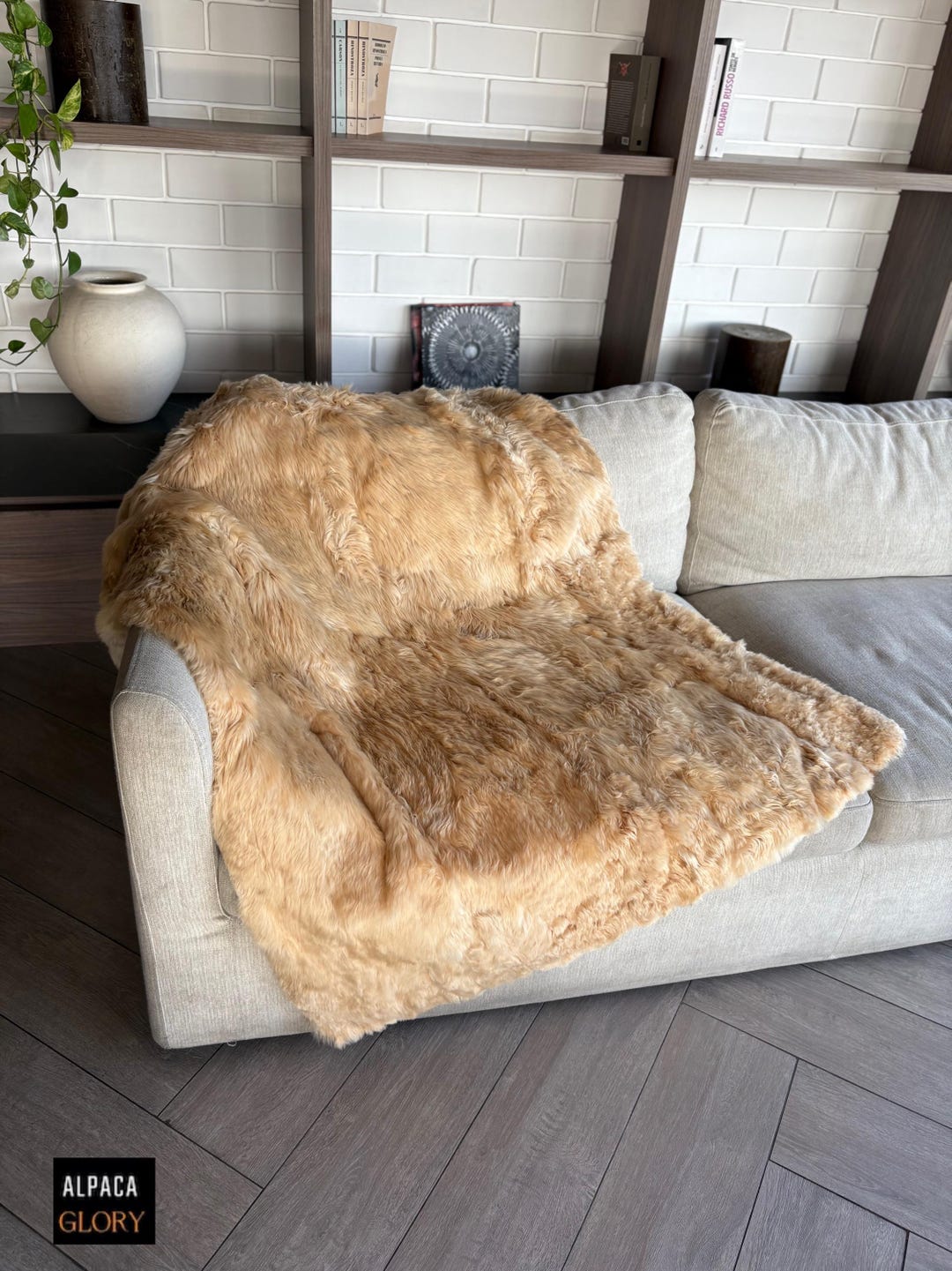 Luxurious Alpaca fur throw beige color - handmade in Peru, Alpaca real ...