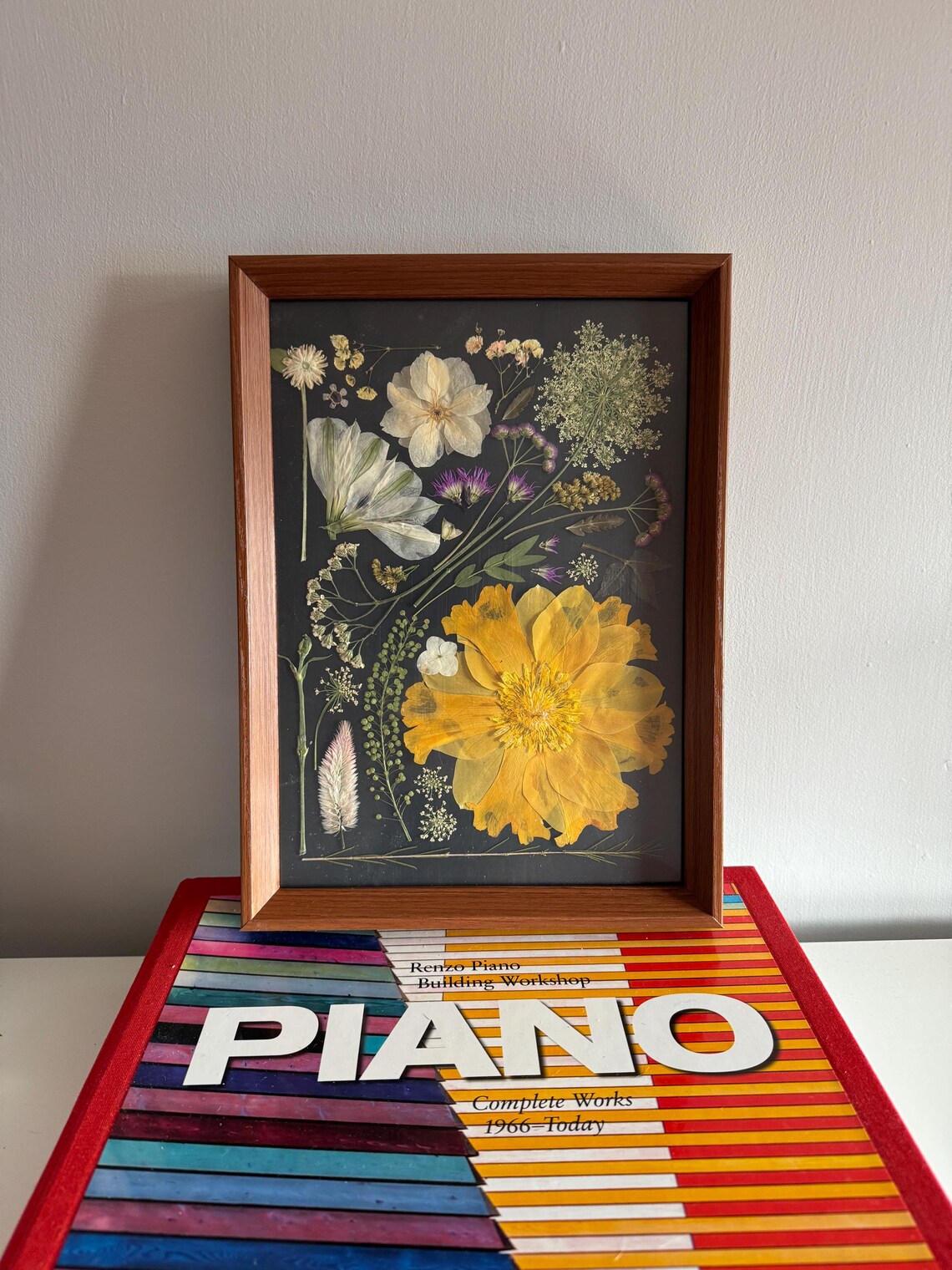 Pressed Flower Frame, Handmade Dry Flower Art, Botanical Art, Artistic ...
