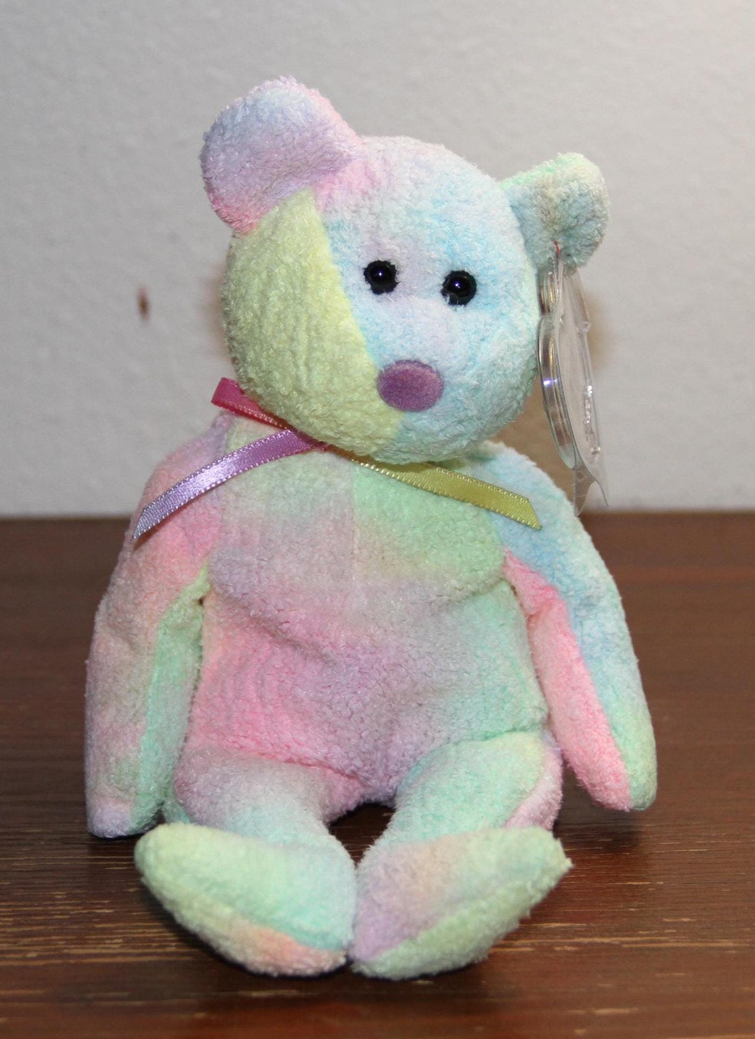 Ty Beanie Babies " Groovy " Was Born With Errors in 1999 Which Makes ...