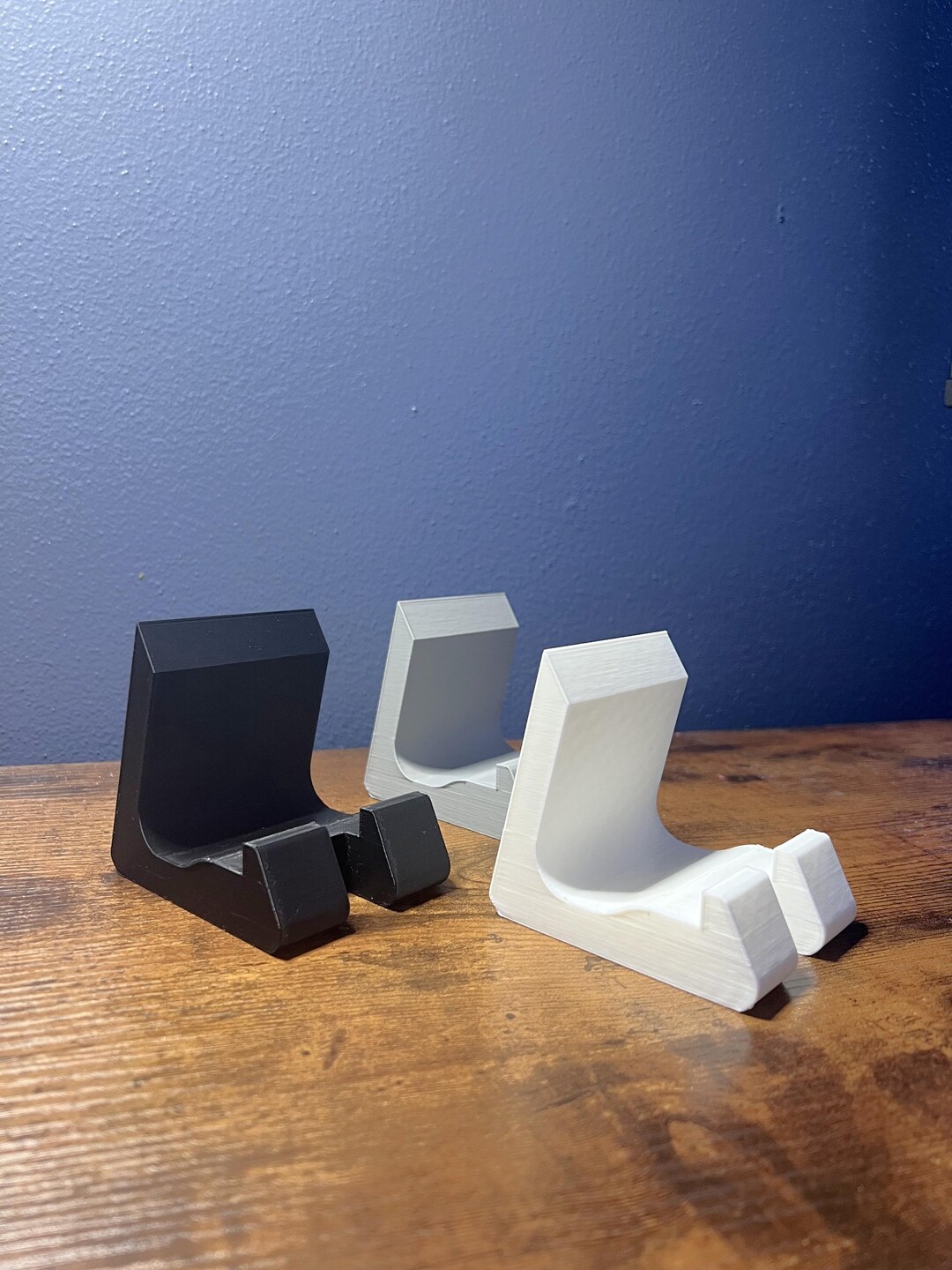 Minimalist Phone Stand - Etsy