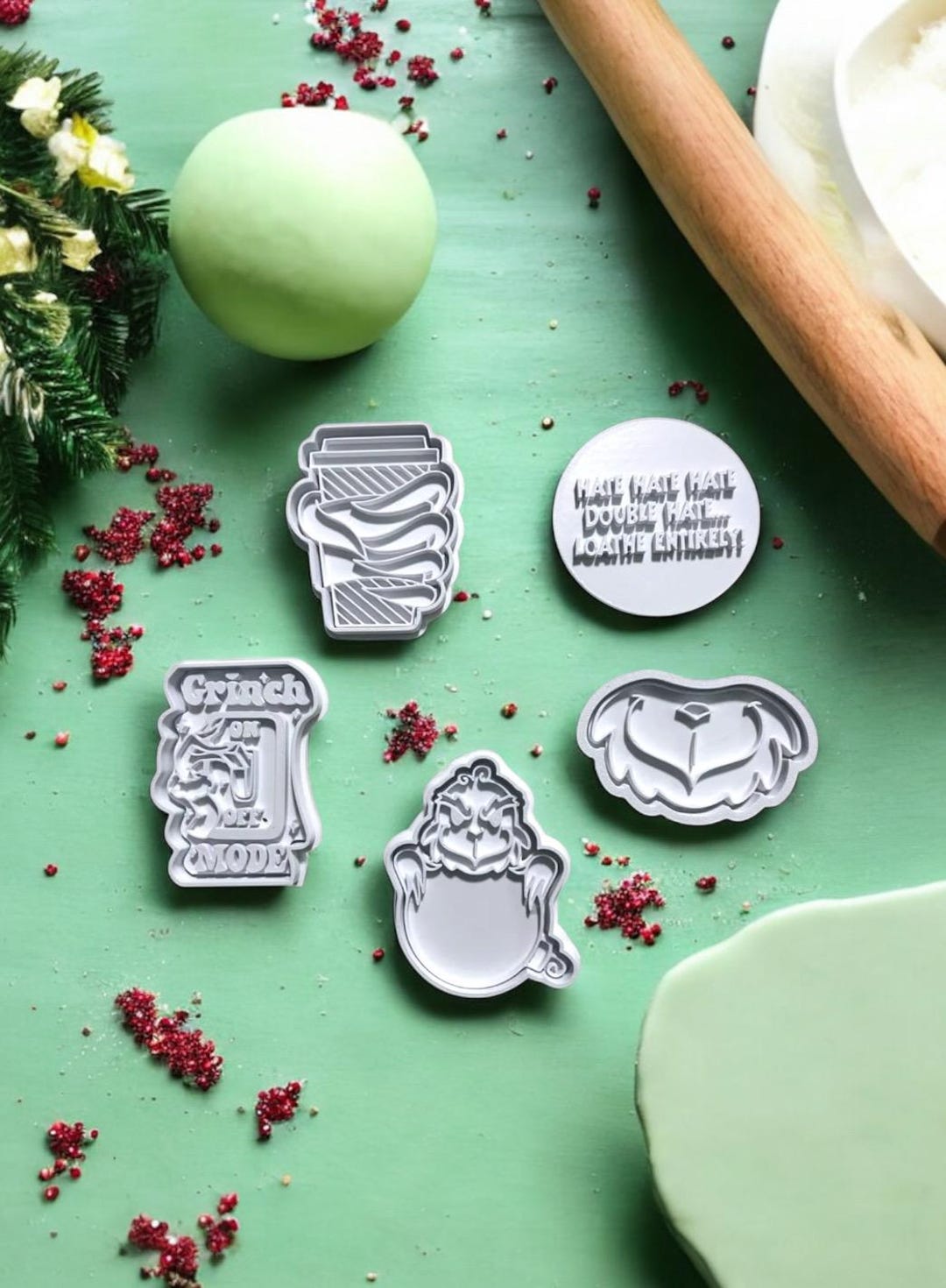 The Grinch Cookie/playdoh Cutter & Stamp Set - Etsy