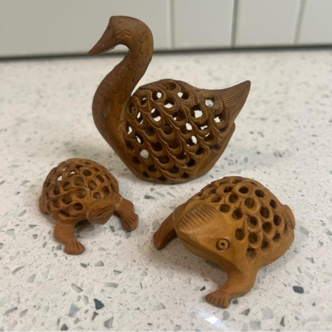 Vintage Hand Carved Animal Figurines With Matching Baby Inside | Very ...