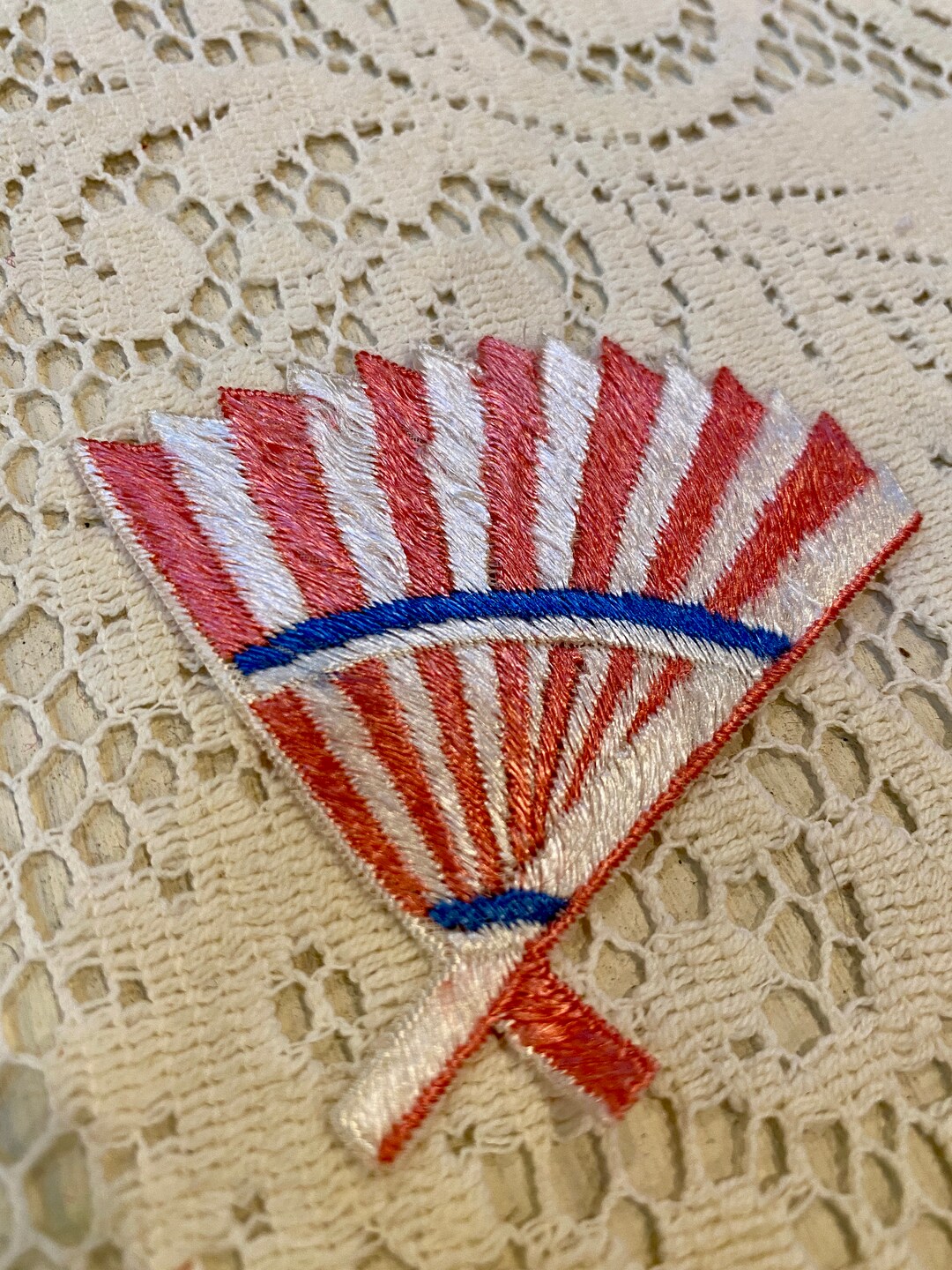 1 Piece Antique Pink Fan Applique - Etsy