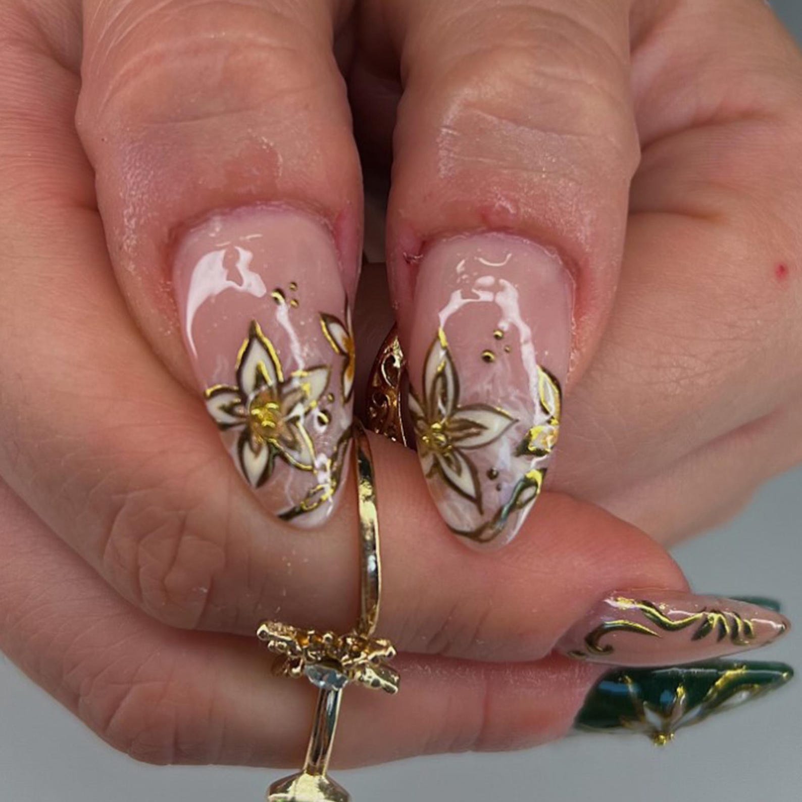 Handmade Baroque Garden Press on Nails | Gold Scrolls, 3D White Lily ...