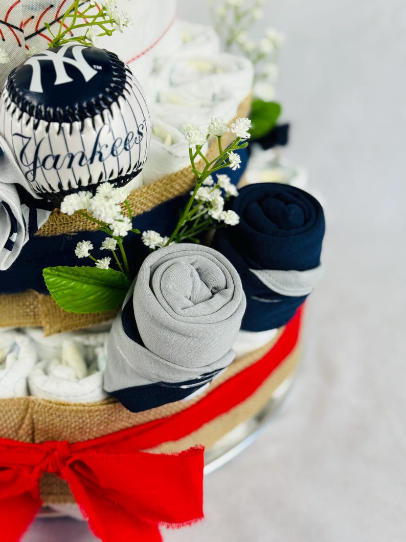 Yankees Diaper Cake: Baseball Baby Shower Gift - Etsy
