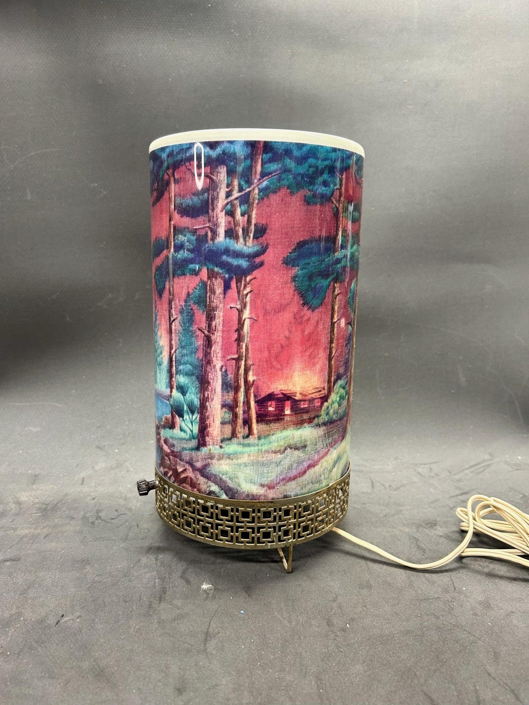 Vintage L.A. Goodman Motion Lamp – Campers, Cabin, Deer, Waterfall ...