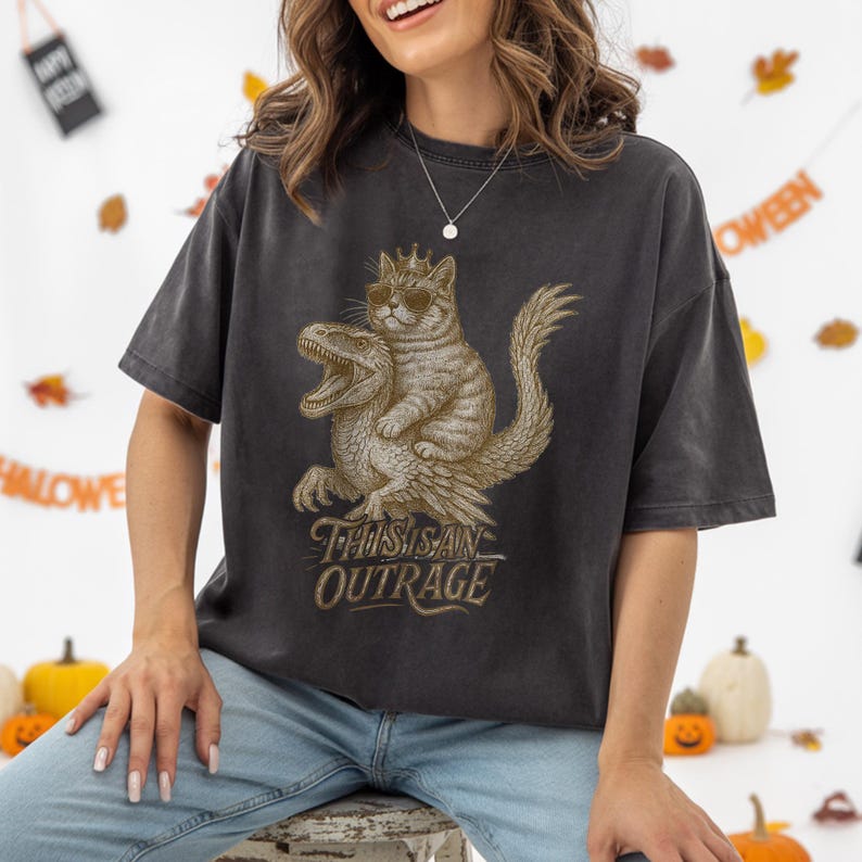 Dungeon Crawler Carl Comfort Colors Shirt,princess Donut and Mongo ...