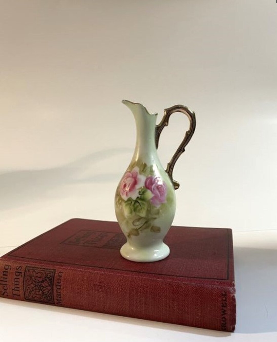 Vintage Lefton China Bud Vase, Pink Roses on Pale Green With Gold ...