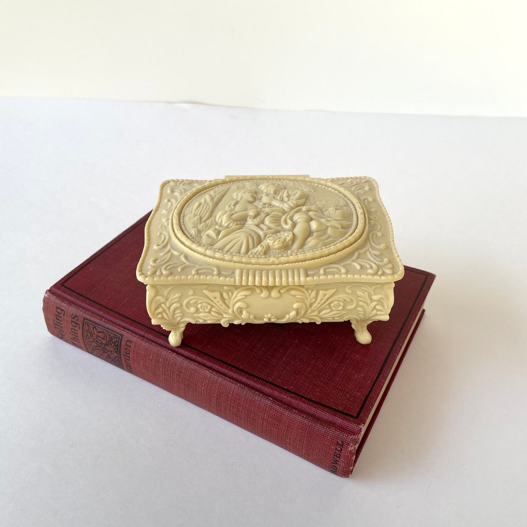 Vintage Small Fancy Jewelry Box, Very Detailed French Stlye - Etsy
