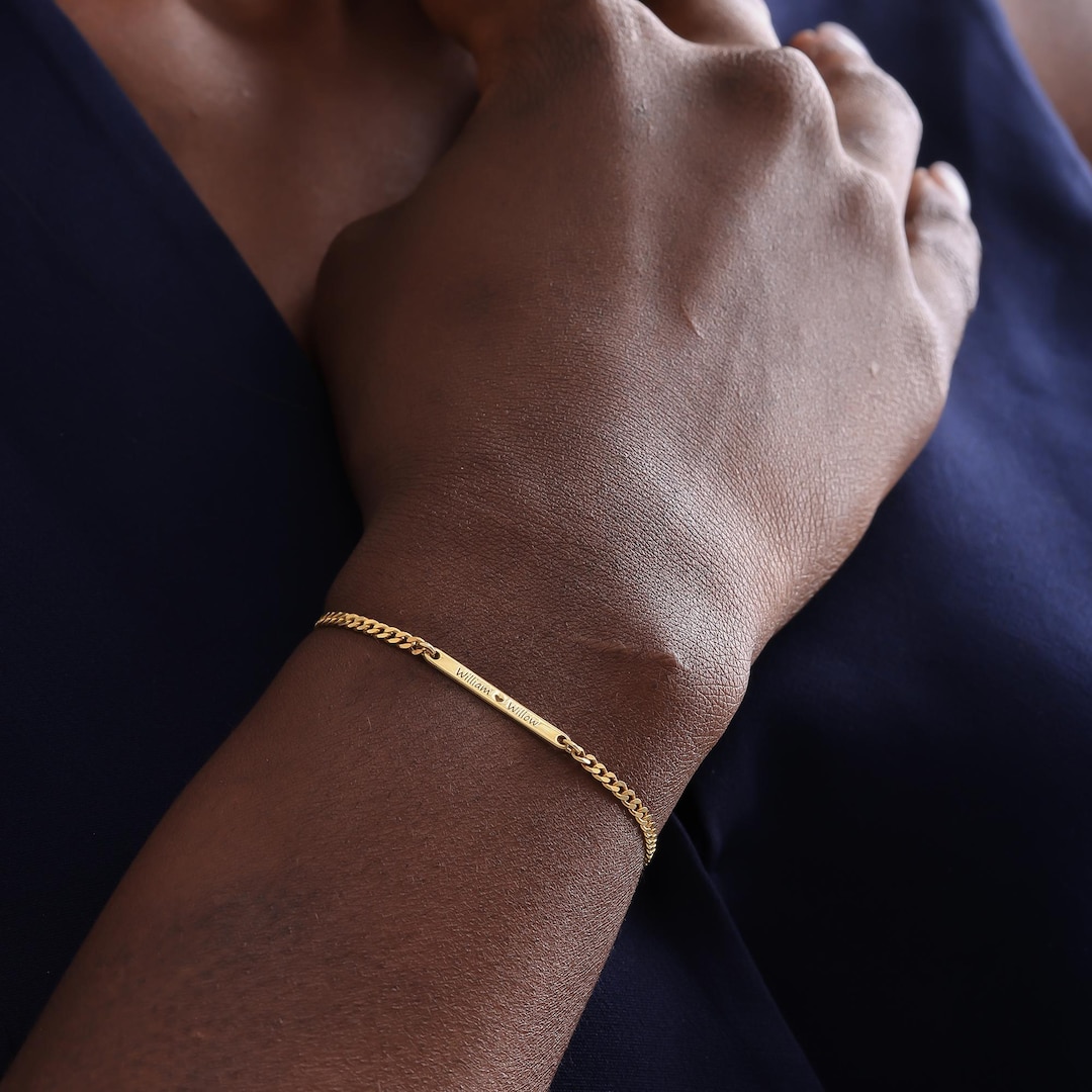 Custom Engraved Mini Bar Bracelet With Curb Chain | Dainty Name ...