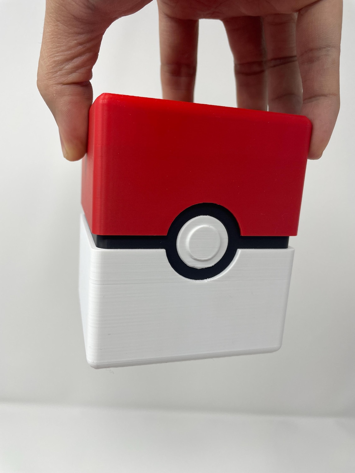 Pokemon TCG Competitor's Poke Ball Deck Box With Built-in Tray for ...
