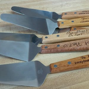 Pie Server - Engraved Wood Handle - Cake Server - Etsy