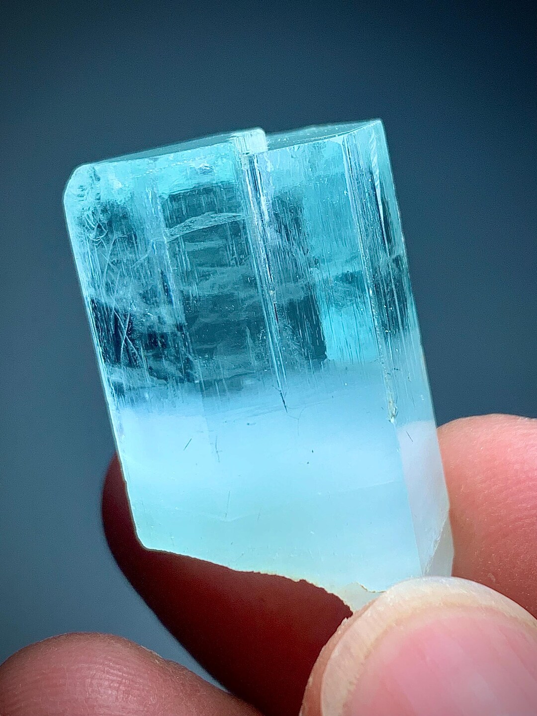 19-gram Aquamorganite Transparent Crystal Having DNA Inclusion ...