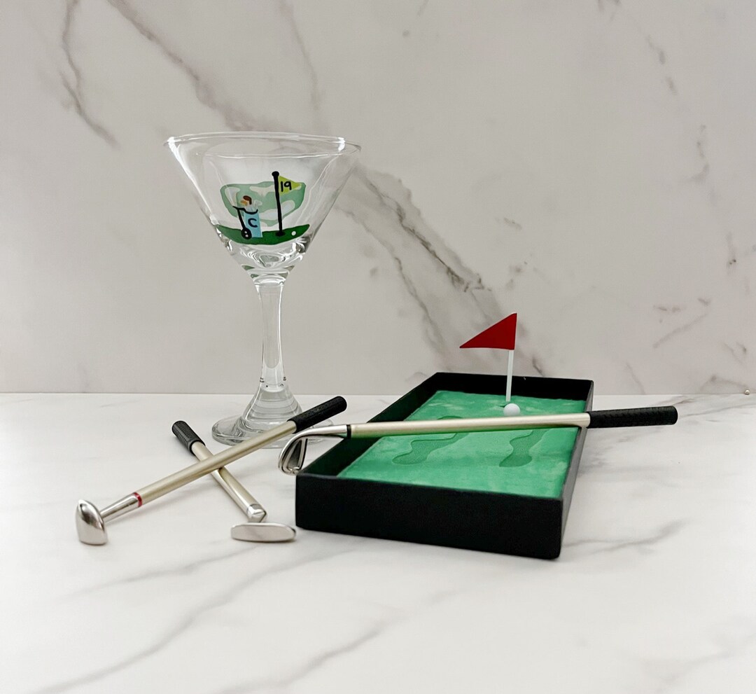 Personalized Martini Glass Golfing Hand Painted (9 Ounces) - Etsy