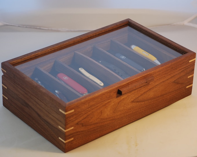Knife Display Case With a Glass Top - Removeable Tray & 12 Sections ...