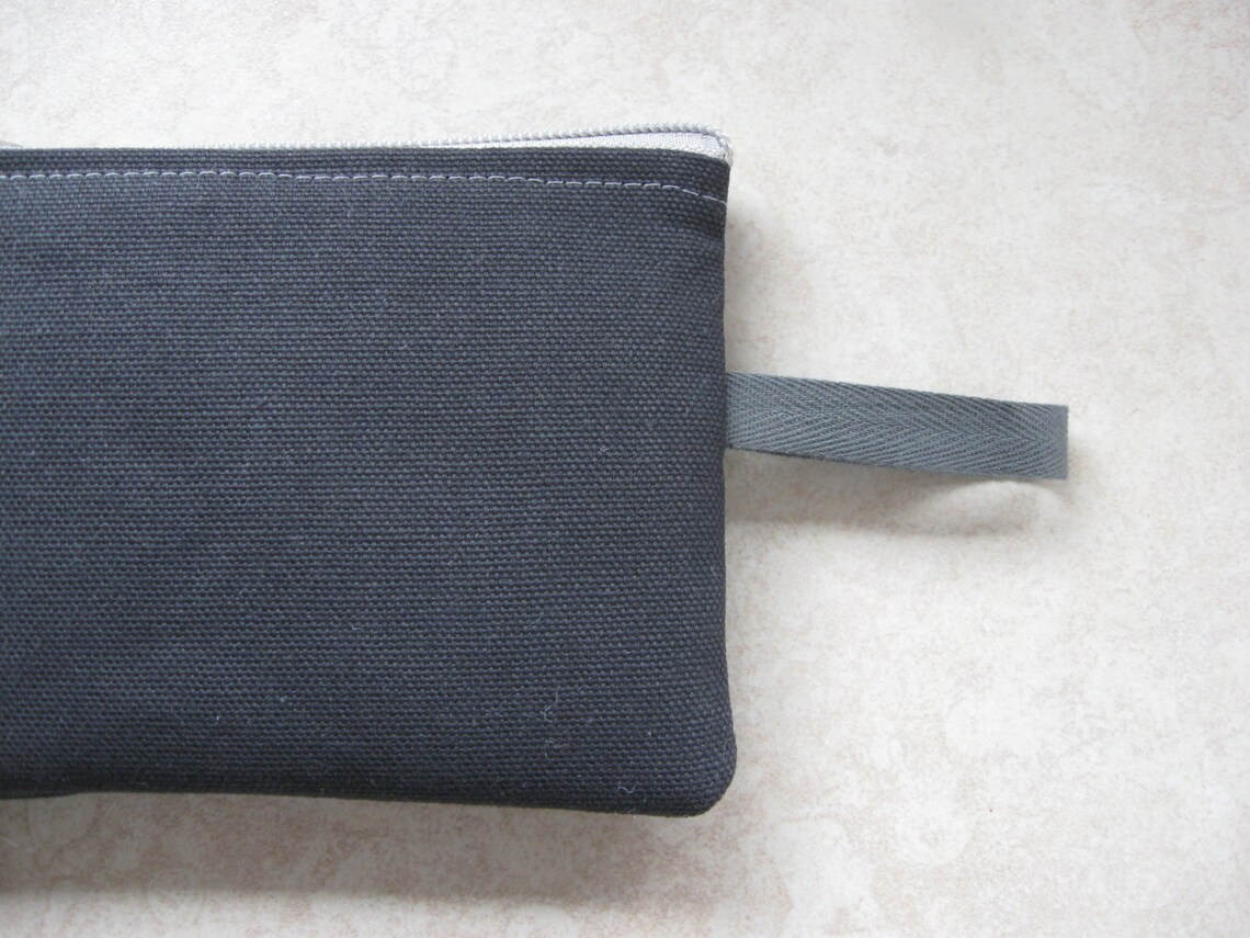 Padded Zipper Pouch in Black Duck Canvas - Etsy