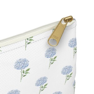 Preppy Watercolor Blue Hydrangea Pattern in Soft Green - Accessory ...