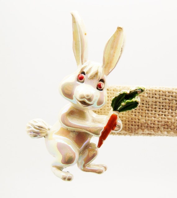 Vintage Iridescent White Bunny Rabbit Scatter Pin Eas… - Gem