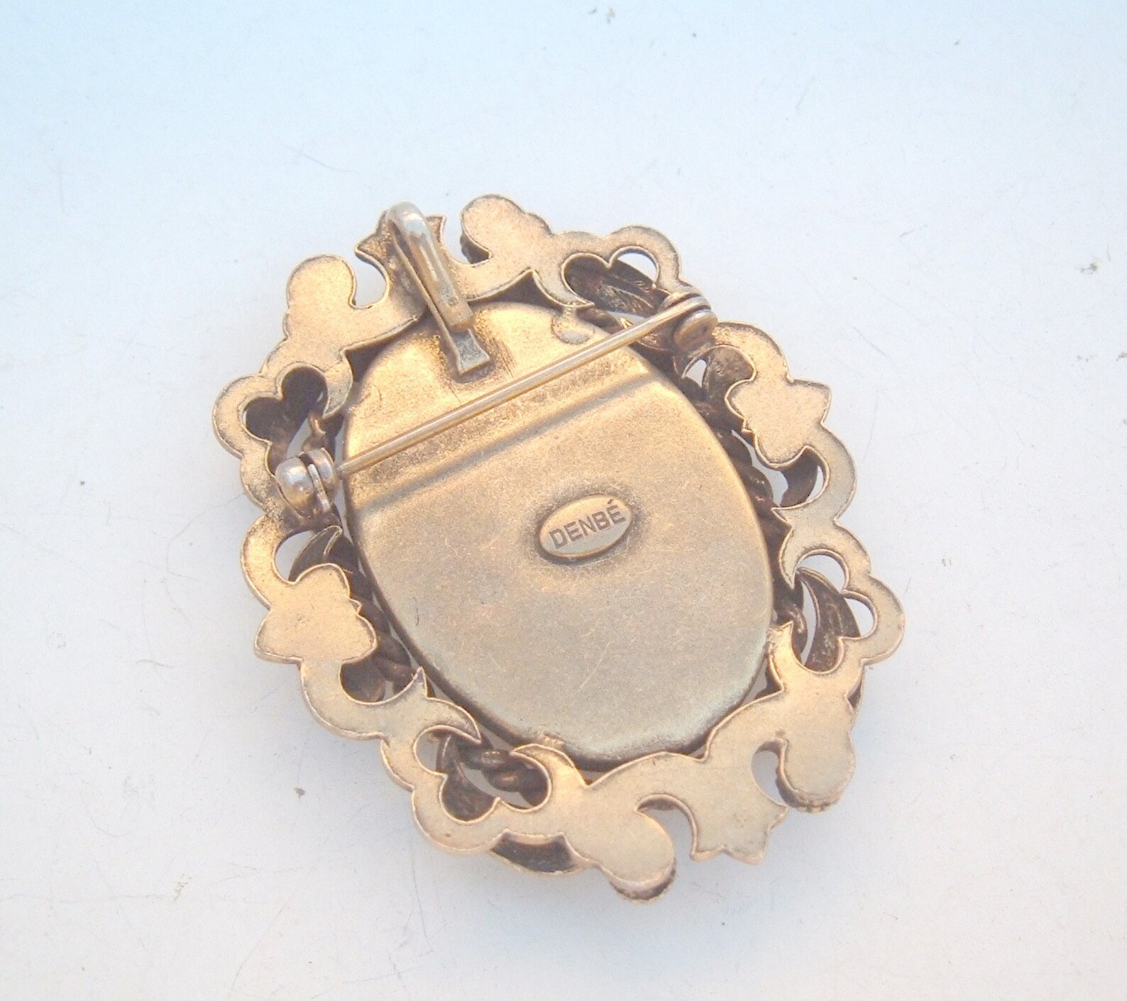 Denbe Cameo Vintage Brooch Pendant - Etsy