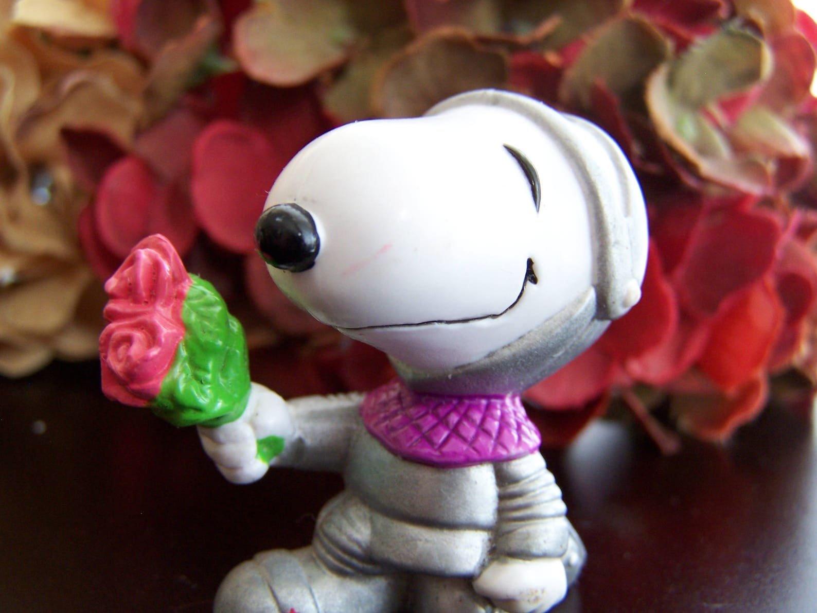 Vintage Snoopy Knight Suit of Armor Peanuts Snoopy | Etsy