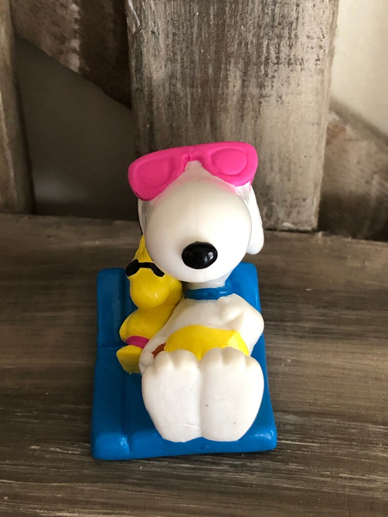 Vintage Peanuts Snoopy & Woodstock Figure Floating on Air - Etsy