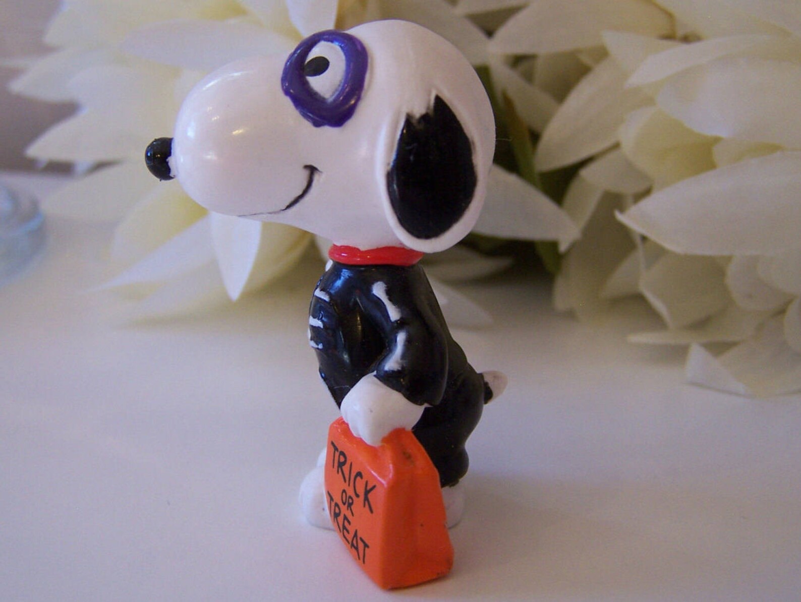 Unusual Peanuts Vintage Snoopy Halloween Trick or Treating in - Etsy