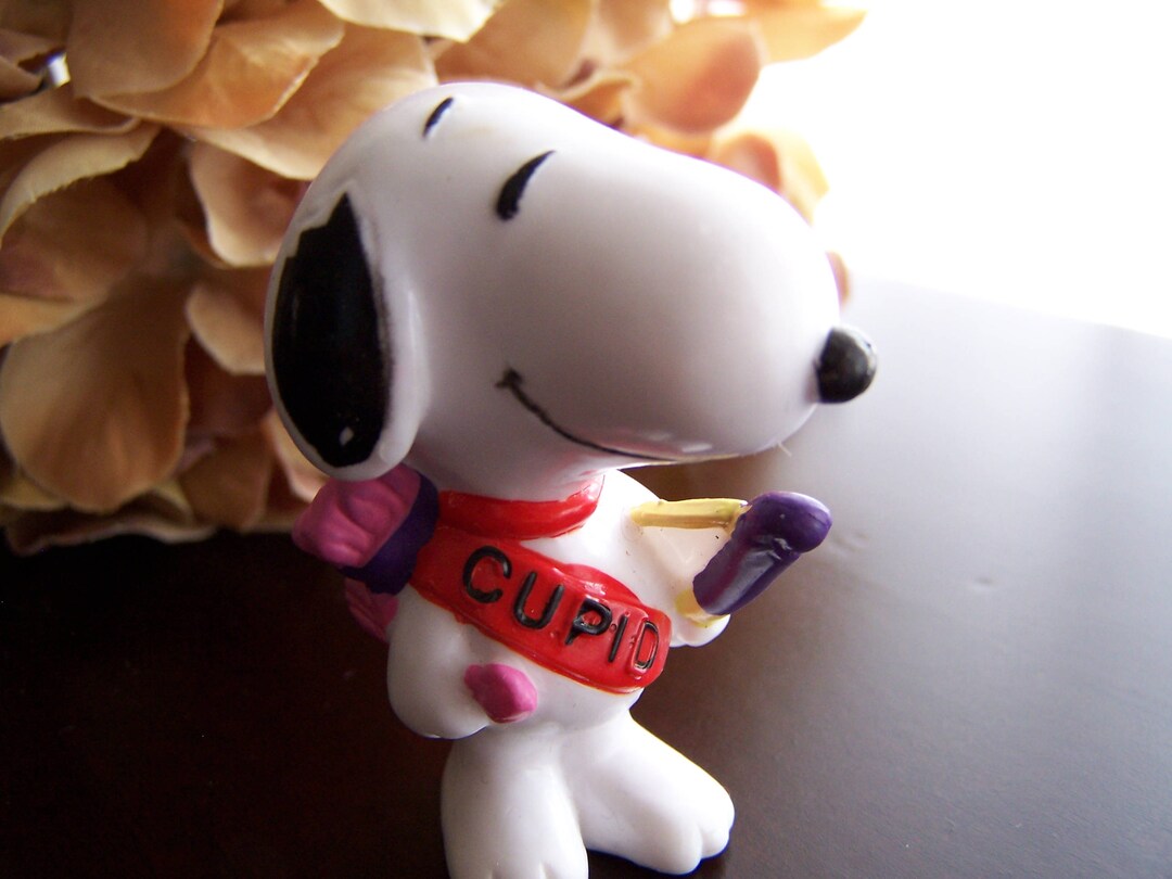 Vintage Snoopy Purple Quiver Pink Arrows Cupid Valentine Peanuts PVC ...