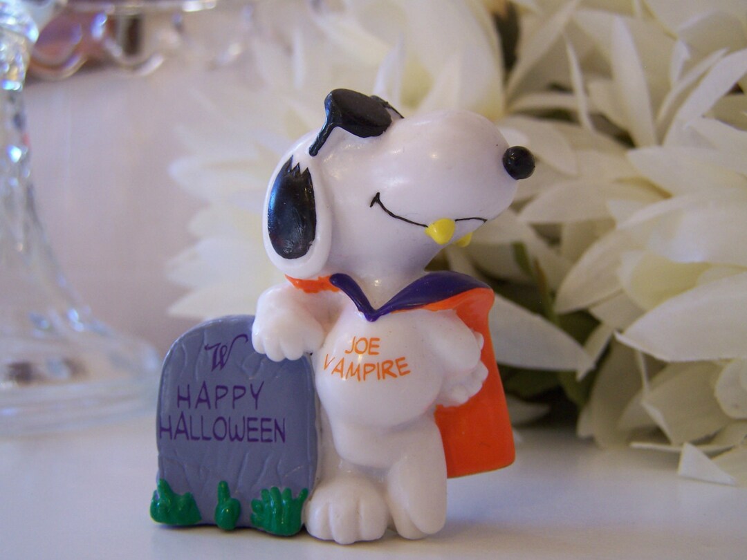 Vintage Joe Vampire Snoopy Whitman Joe Cool Halloween Figure With or ...