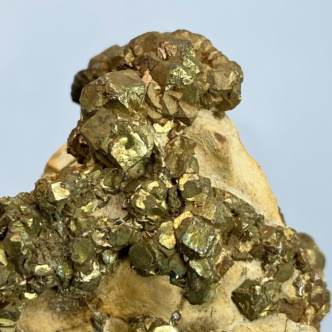 MARCASITE/PYRITE NATURELLE D'Afghanistan, marcassite arc-en-ciel sur ...