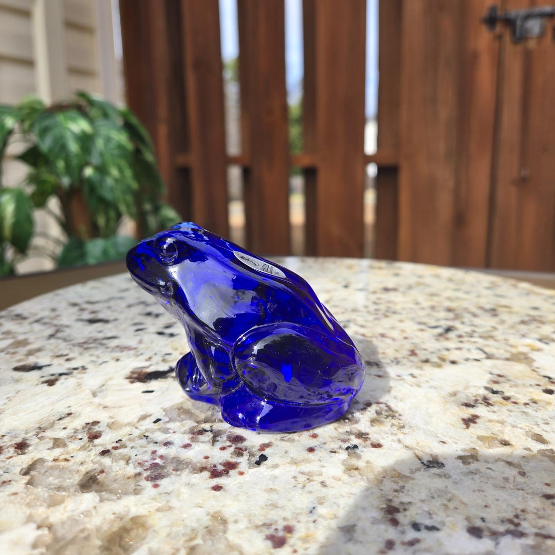 Rare Vintage Fenton Cobalt Blue Glass Frog Figurine Handcrafted Art ...
