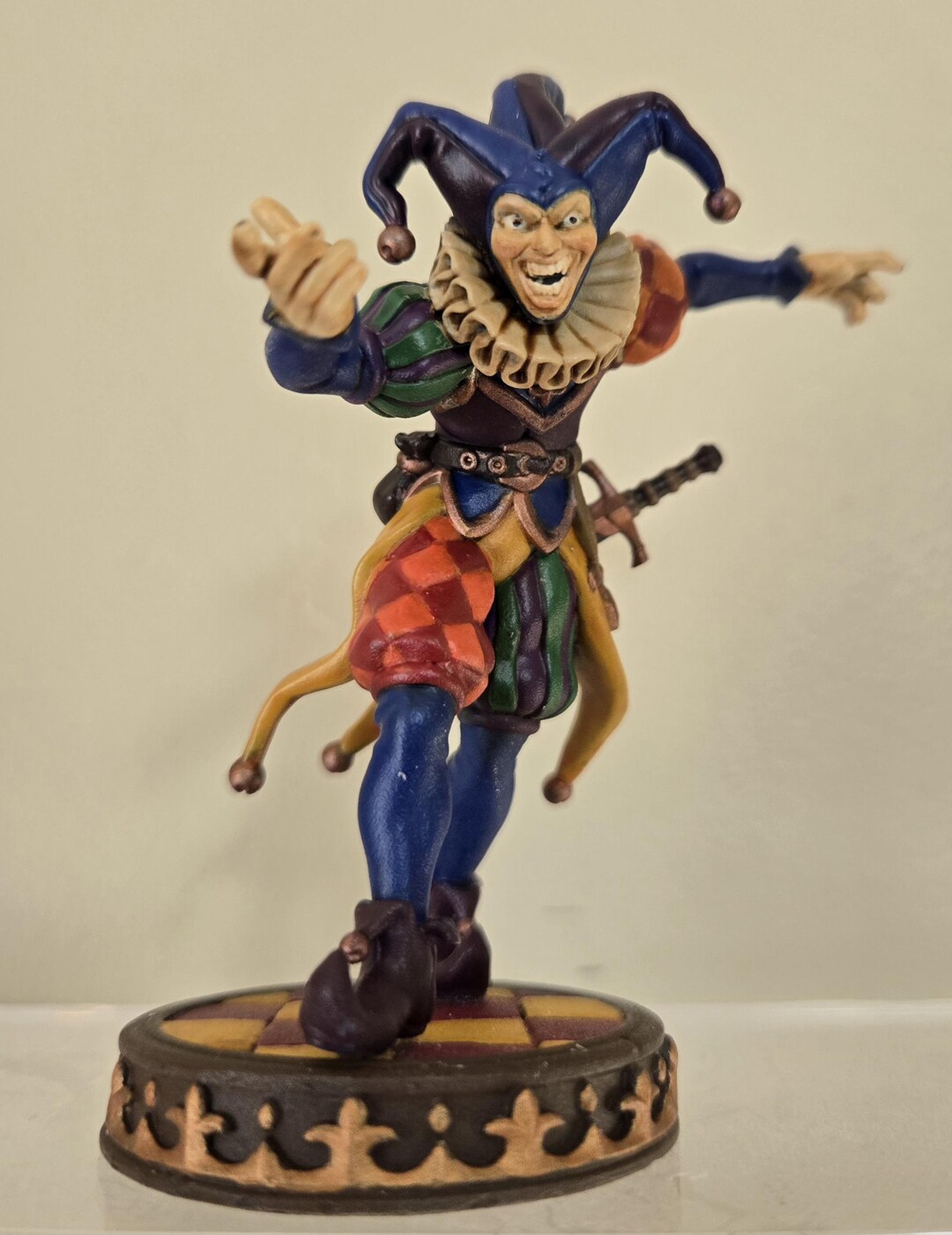 Jester the Fool - Custom Painted 75mm Resin Miniature - Etsy