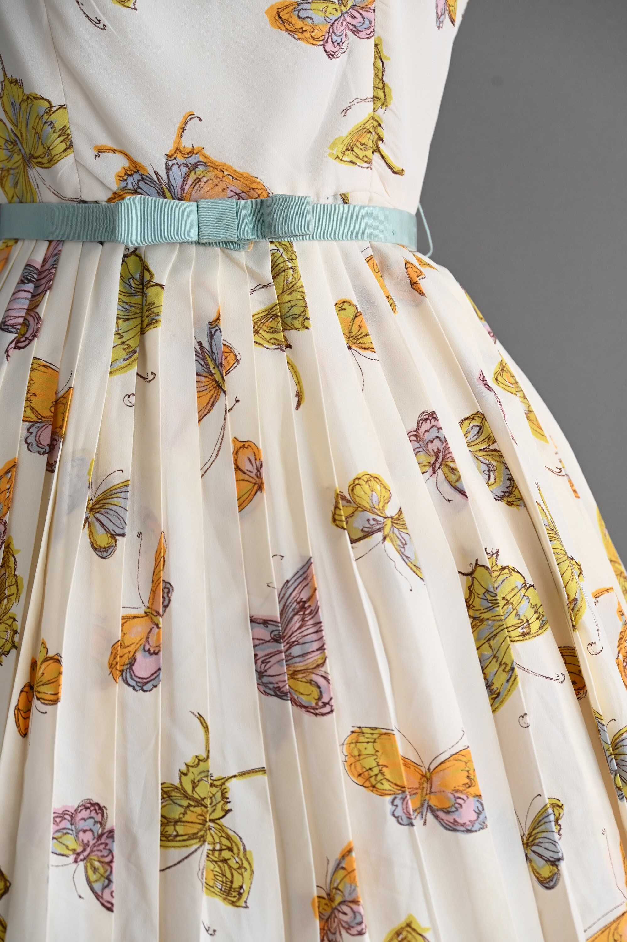 Vintage 1960s Butterfly Pleated Full Skirt Dress Small - Etsy