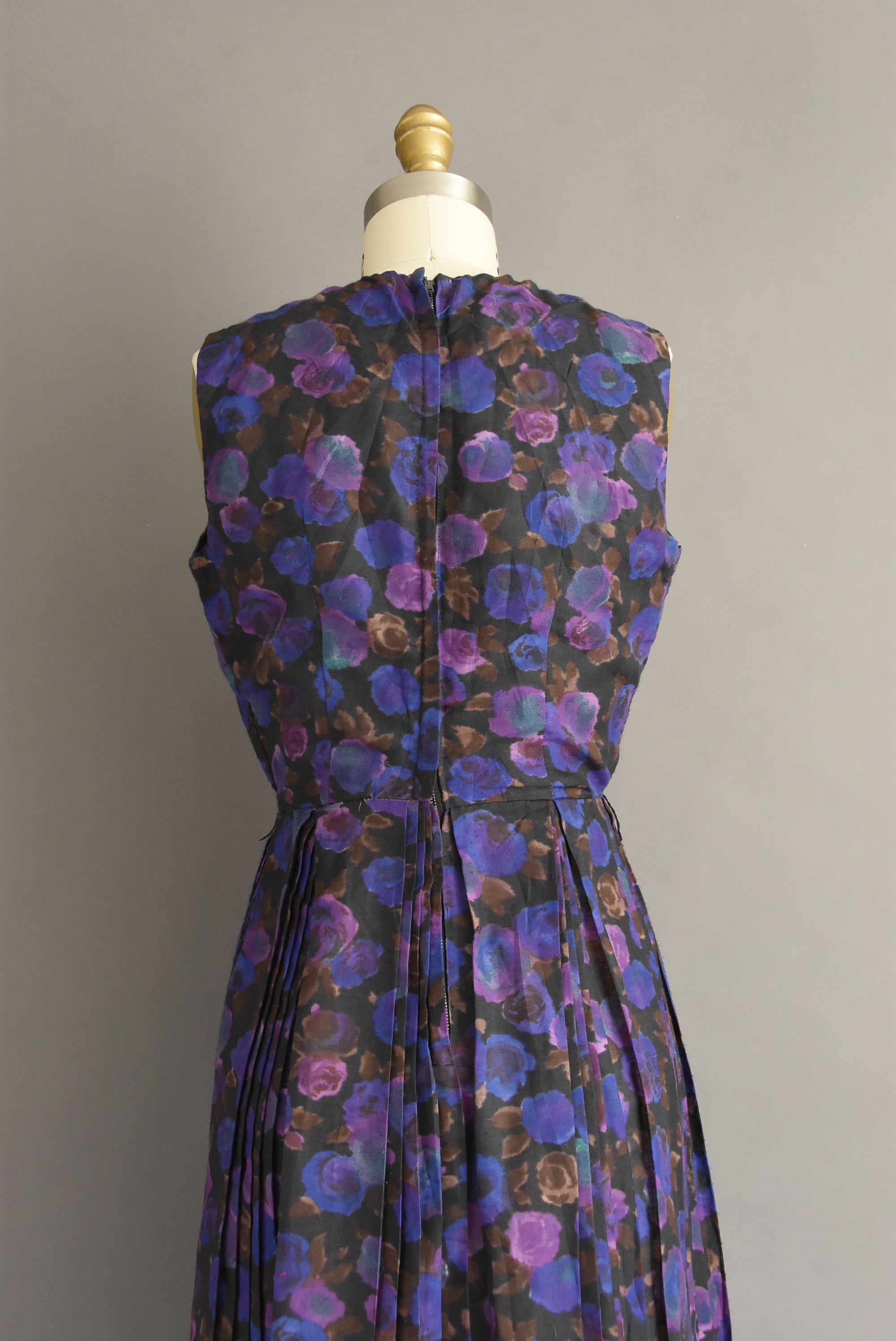 Vintage 1960s Adorable Purple Floral Print Pleated Full | Etsy