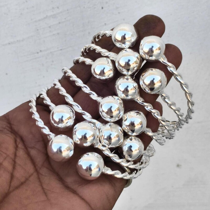 Bold Ball Bangle - Etsy