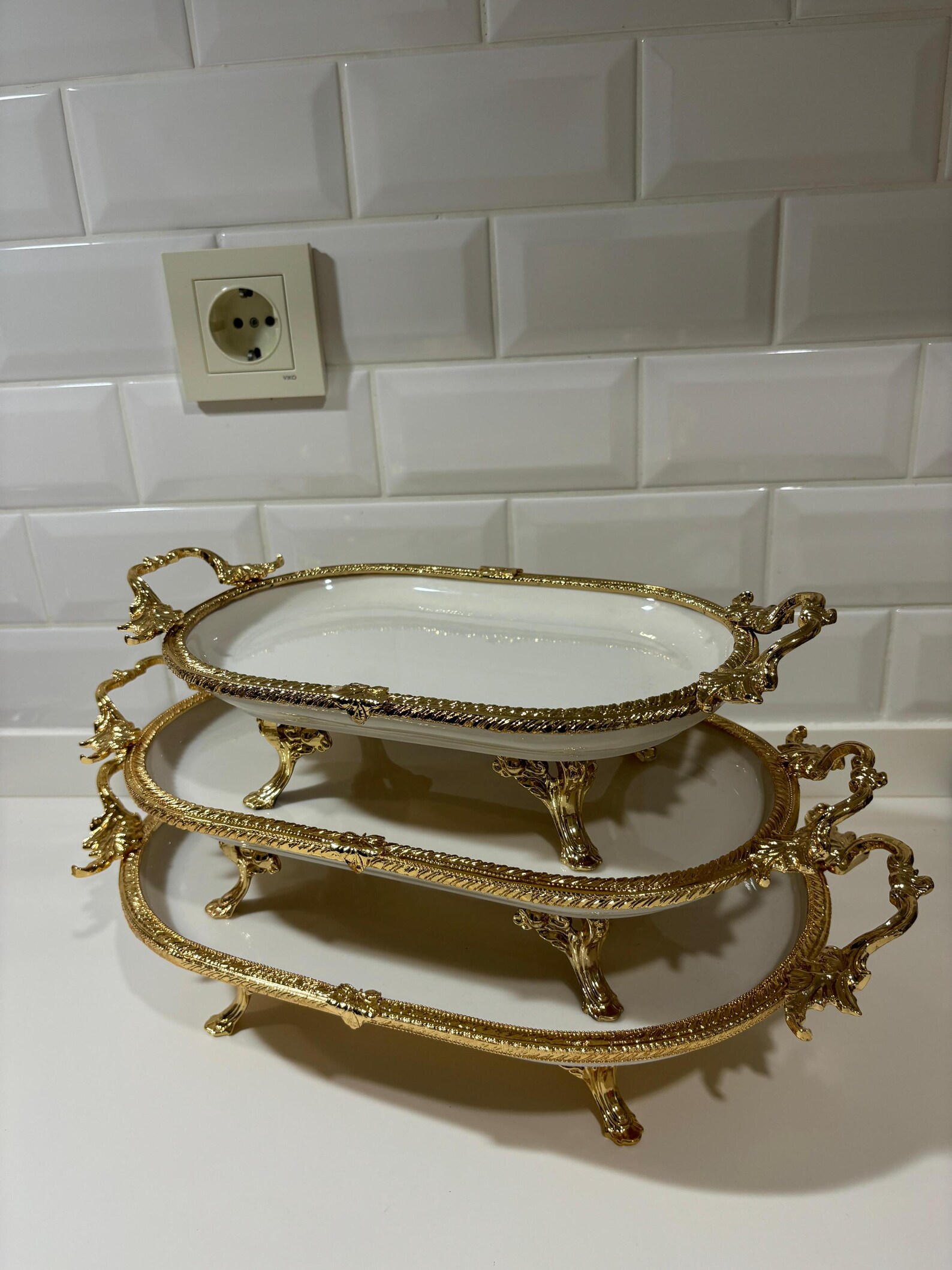 Gold Decorative Serving Stand – Pedestal Plate for Desserts, Snacks ...