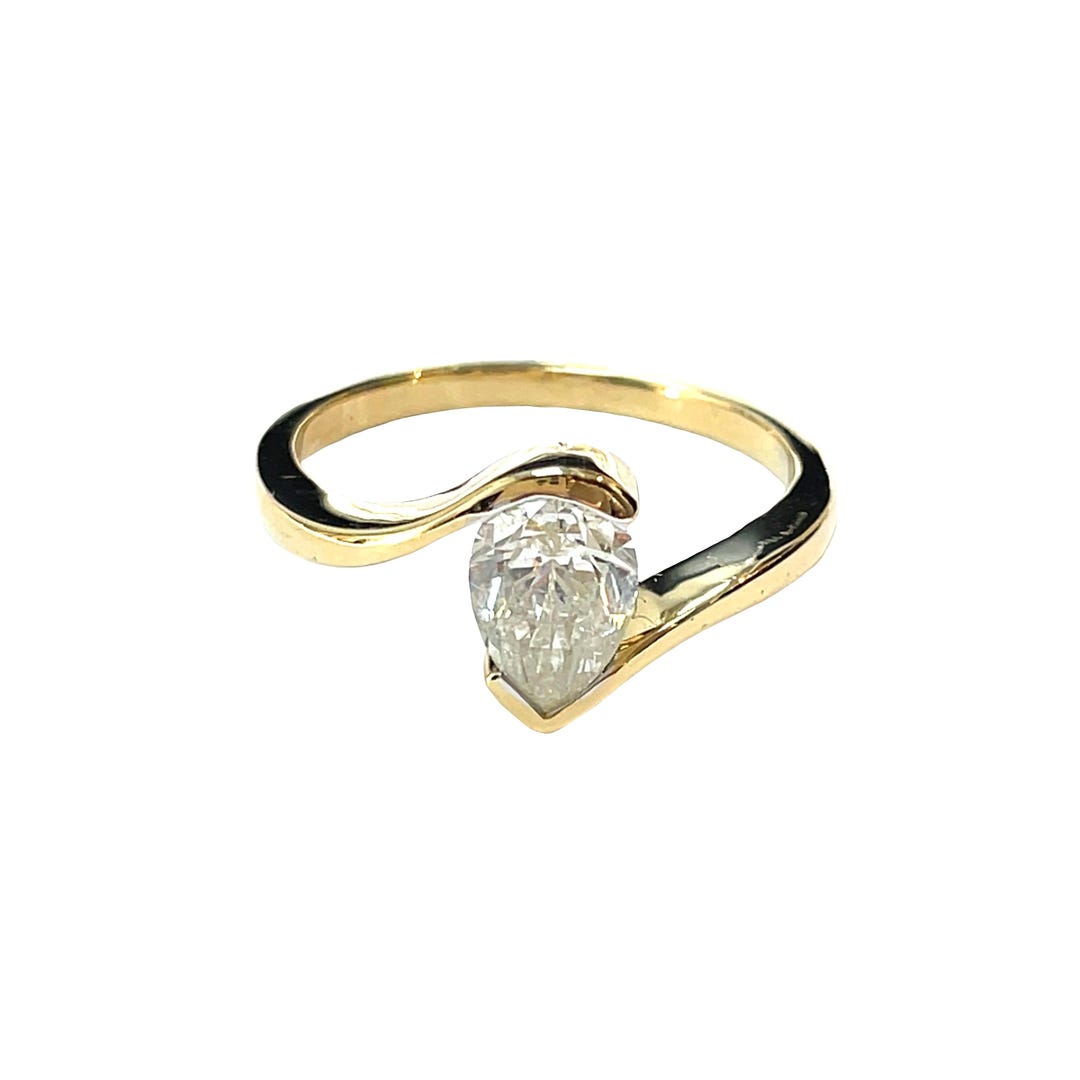18k Yellow Gold Pear-cut Diamond Bypass Ring - Etsy